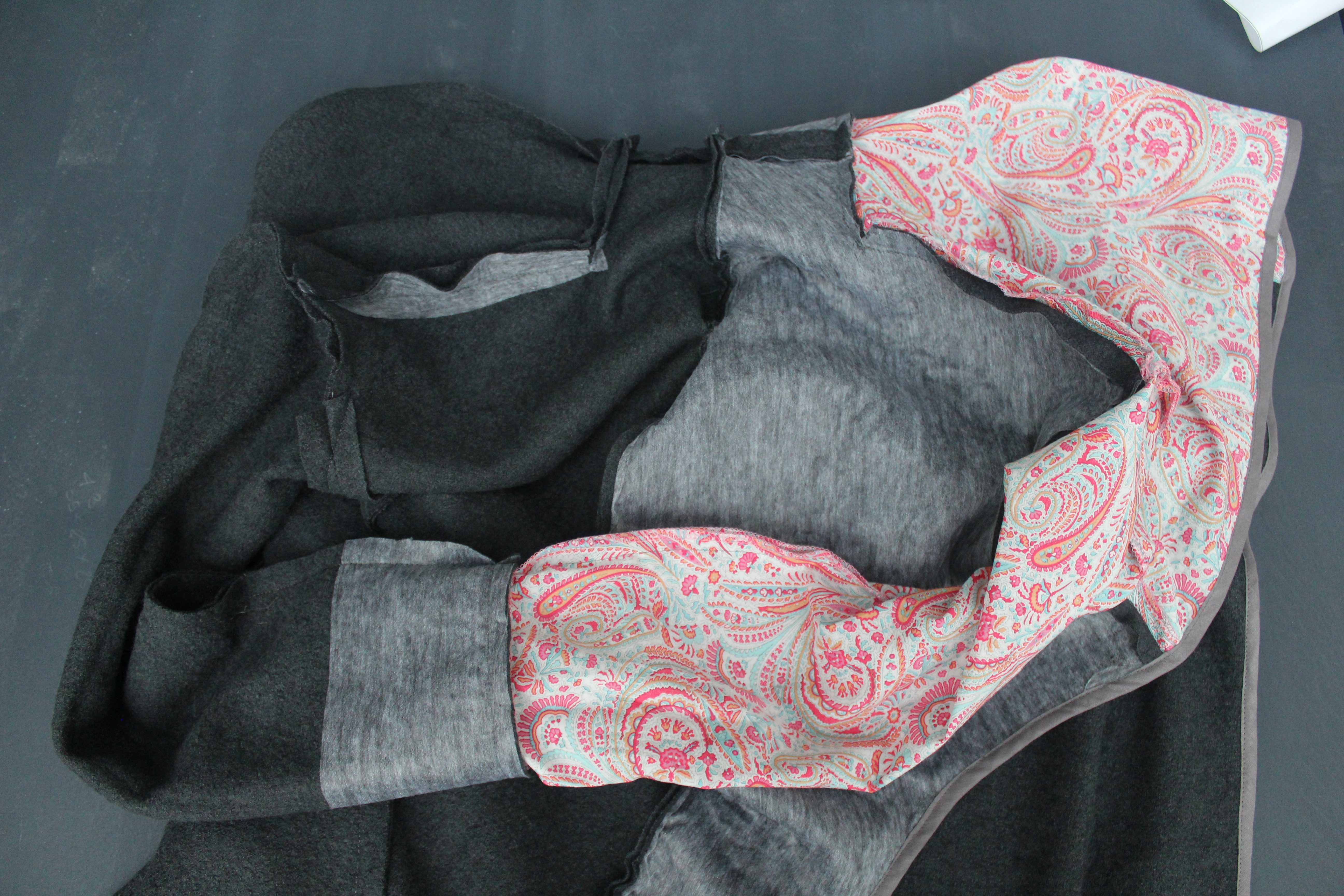 The coat – Lining the Sleeve – The Avid Seamstress